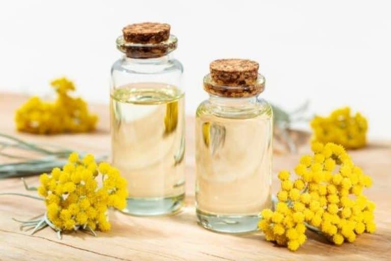 Essential Oils for Hives: Perfect Recipes to Help Heal Your Skin - Jane ...