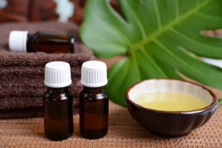 Essential Oils for Hives: Perfect Recipes to Help Heal Your Skin - Jane ...
