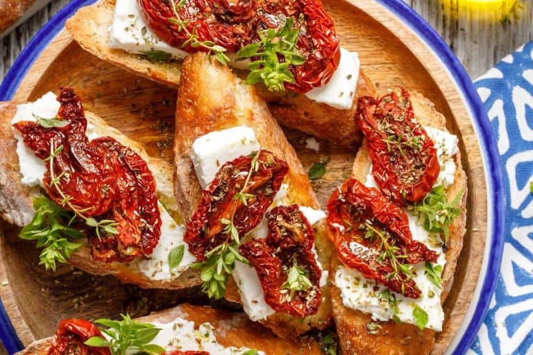 Appetizers with Mozzarella for Easy, Melty, Cheesy Starters - Jane's ...