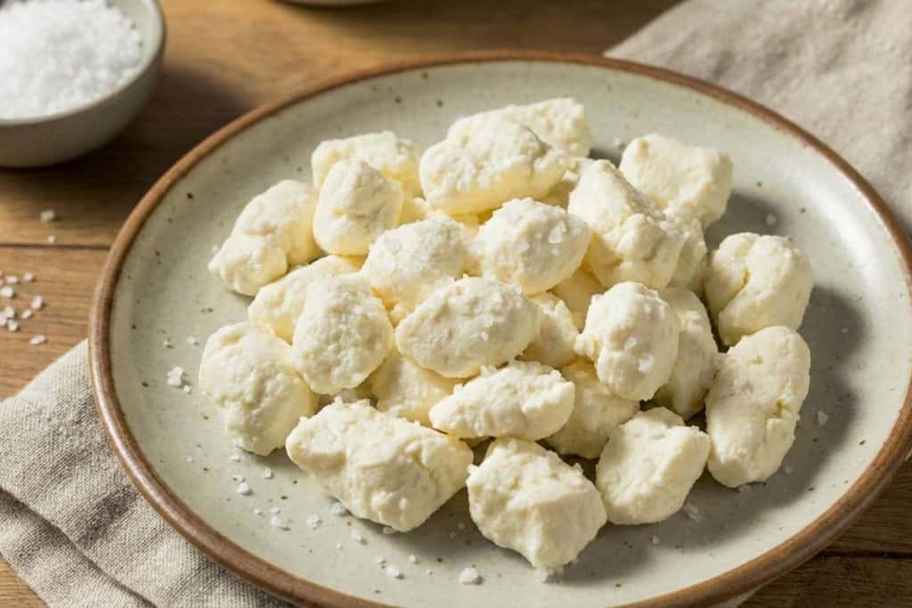 Cheese Curds Recipe - Jane's Kitchen: Real Chef Recipes for Foodies