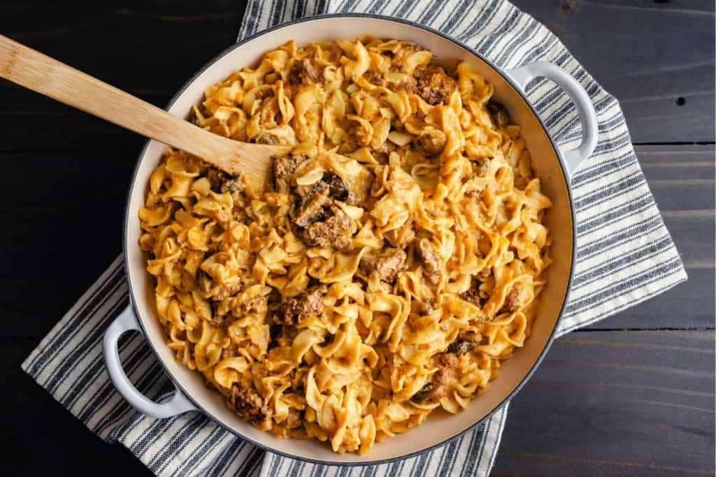 Hamburger Helper Stroganoff Recipe - Jane's Kitchen: Real Chef Recipes ...