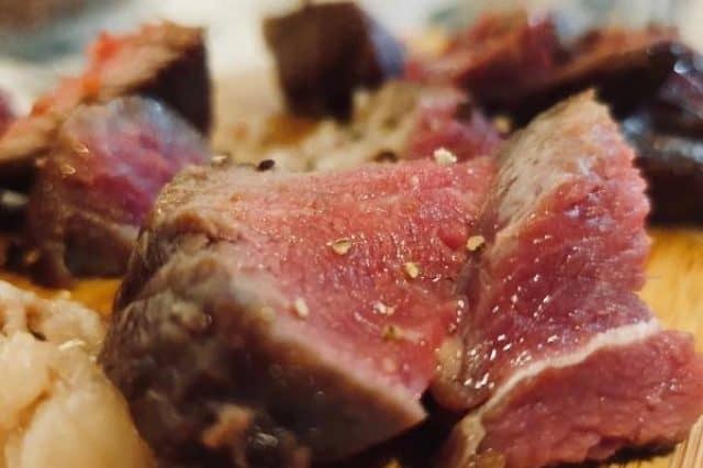 What Does Bear Meat Taste Like? Is It Gamey or Good? - Jane's Kitchen