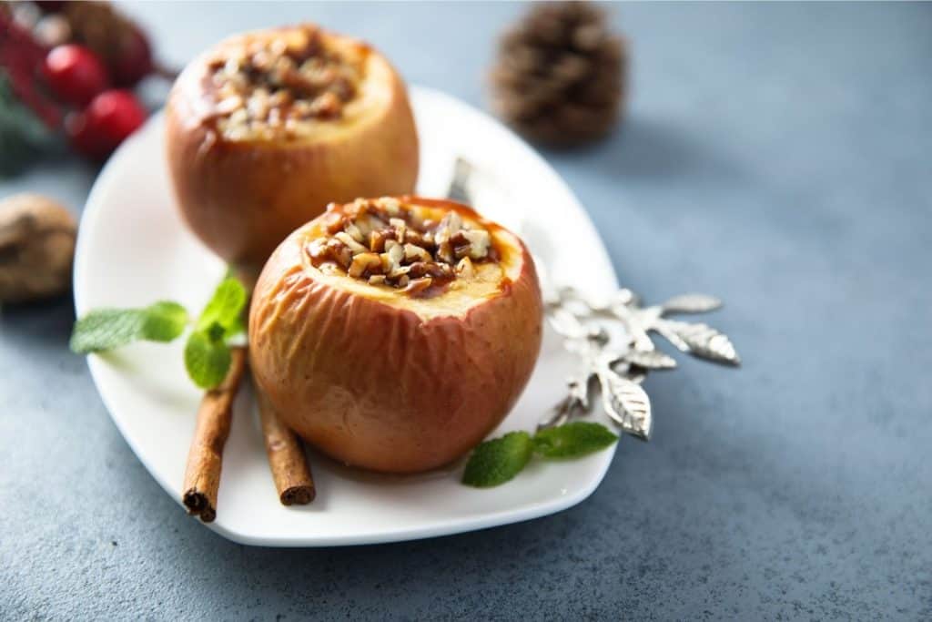 Jamie Oliver Baked Apples Recipe - Jane's Kitchen: Real Chef Recipes ...