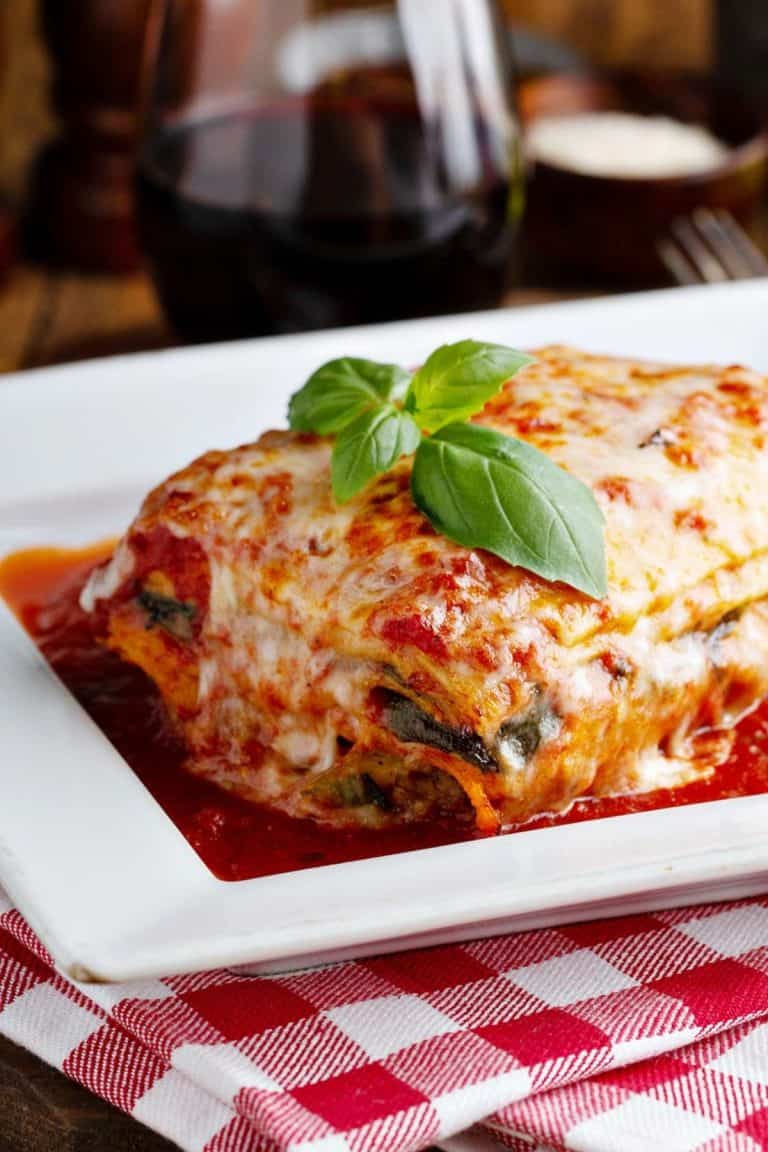 Olive Garden Lasagna Recipe - Jane's Kitchen: Real Chef Recipes for Foodies