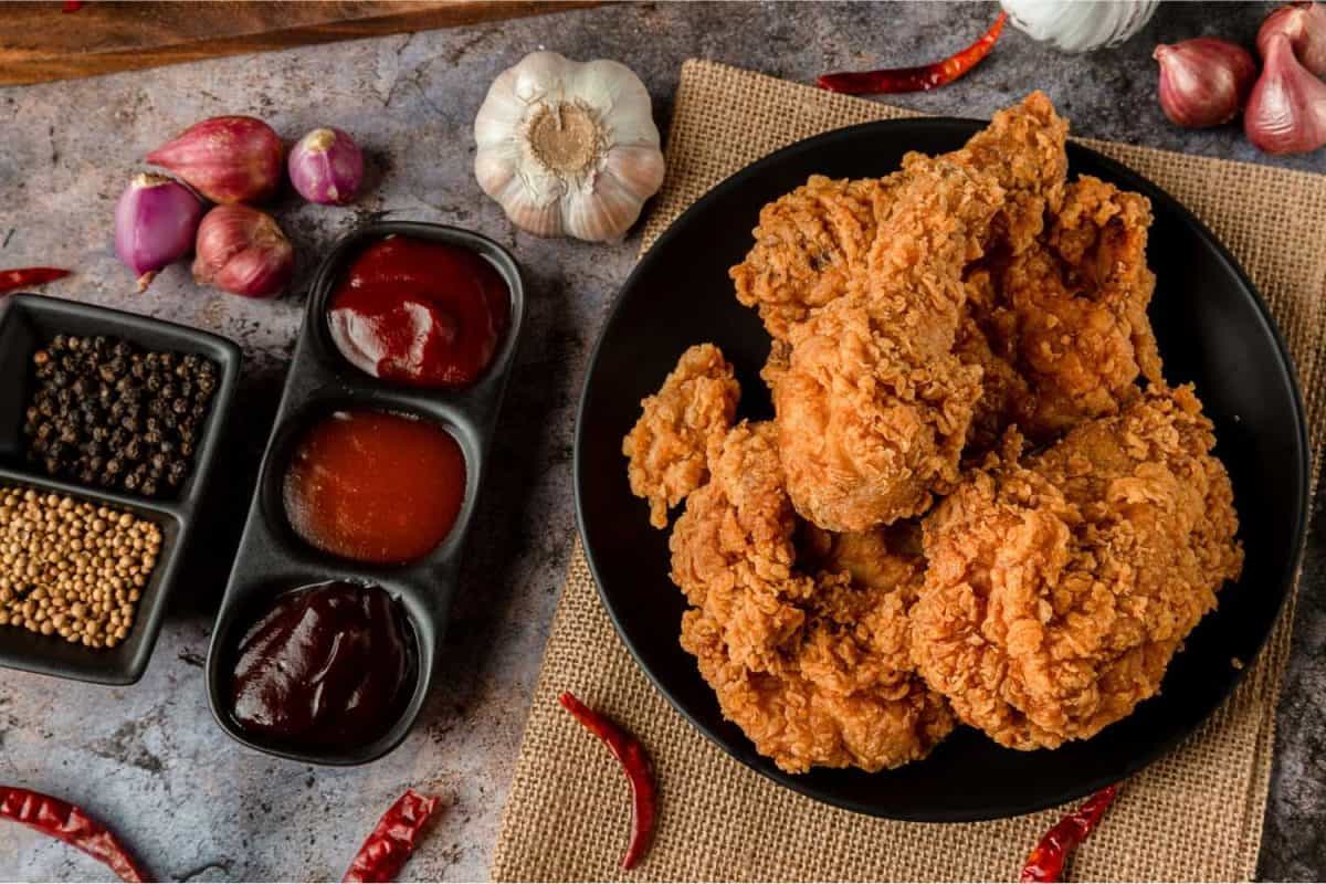 Paula Deen Fried Chicken Recipe - Jane's Kitchen: Real Chef Recipes for ...