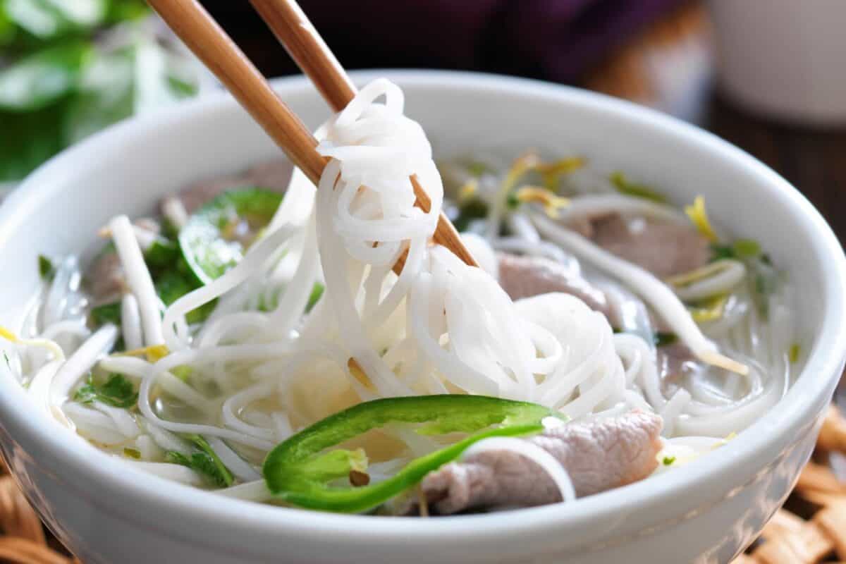 Pho Toppings: 17 Delicious Add-ons - Jane's Kitchen: Real Chef Recipes ...