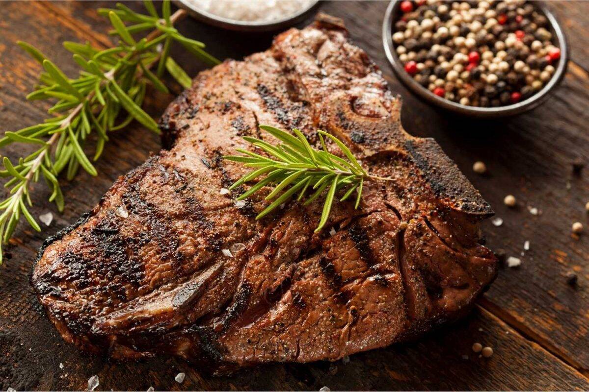 Recipes with Porterhouse Steak That Are Just Too Good to Pass Up - Jane ...